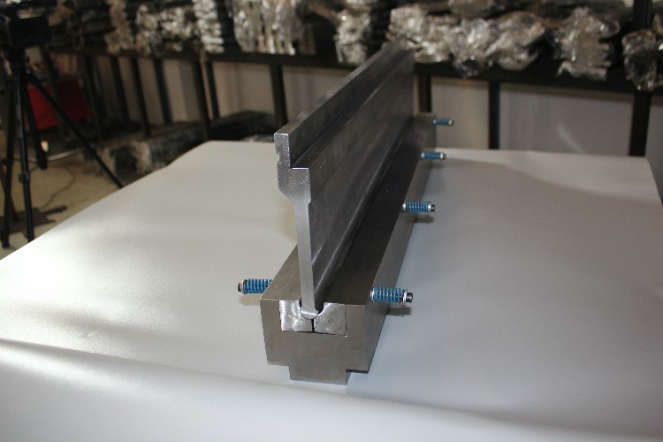 Standard Industrial press brake tools - Press brake punch and dies ...