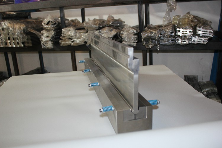 Safan Power press brake tools - Press brake punch and dies,punch holders